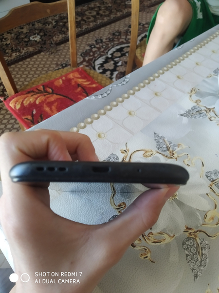 Redmi 10 A sotiladi karopka dakment