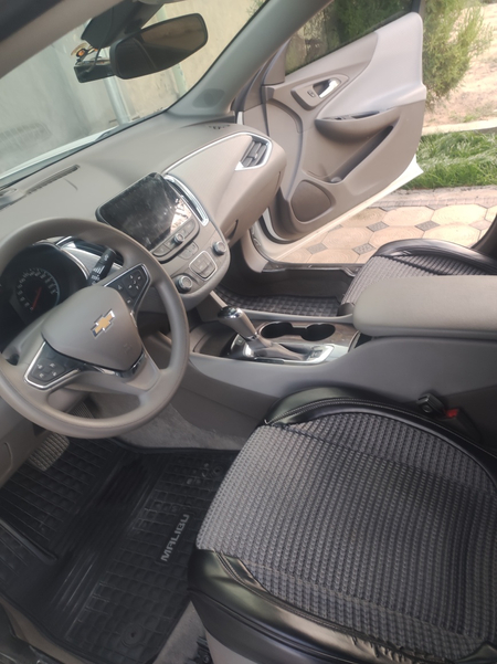 Chevrolet Malibu 2