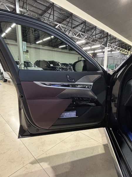 BMW I 740 без пробег