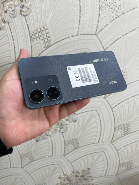 Redmi 13C 8+8/256gb Yaxshi holatda