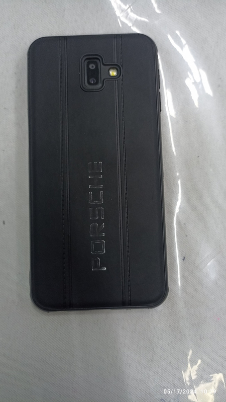 Samsung j6 plus.   .
