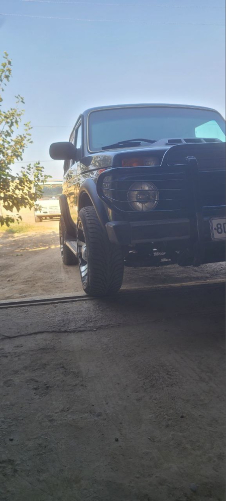 Lada Niva sotiladi