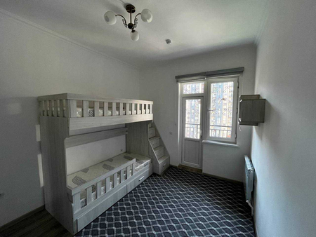 аренда.3 хоналик квартира.Сергели, Навруз куча. Новостройка. (133235)