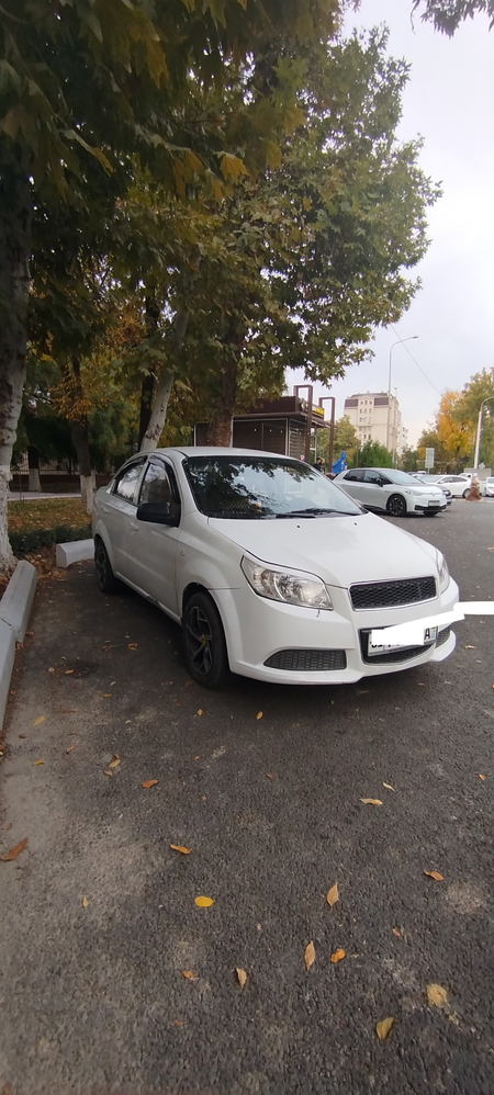 Нексия 3 автомат 1 позиция продается_Сотилади!