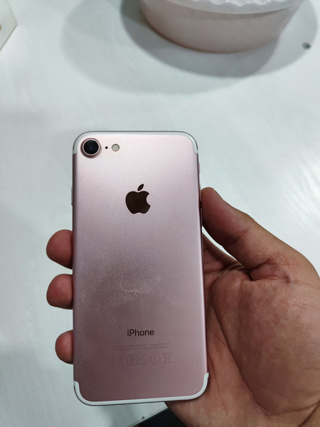 Iphone 7 128 tali narx kelishamiz