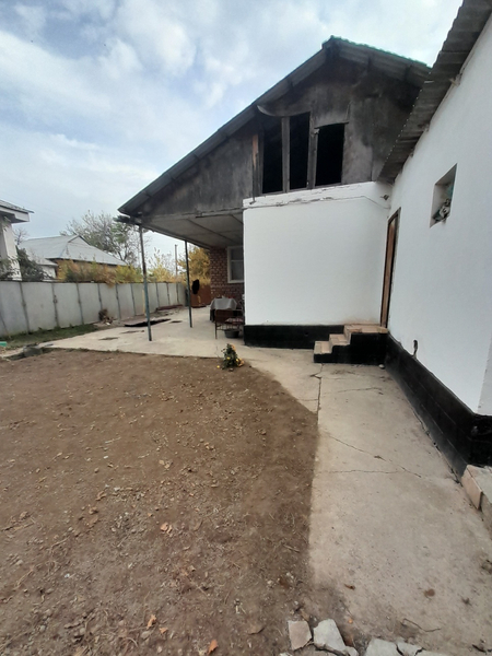 Продаётся дом в Городе  Гулистан
