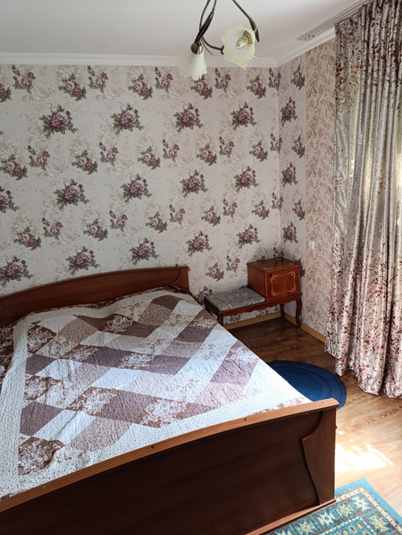 Сдается дача в Чарваке