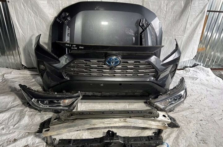 TOYOTA все марки радной цвет запчасти