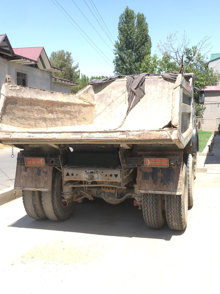 Kamaz samosval sotiladi