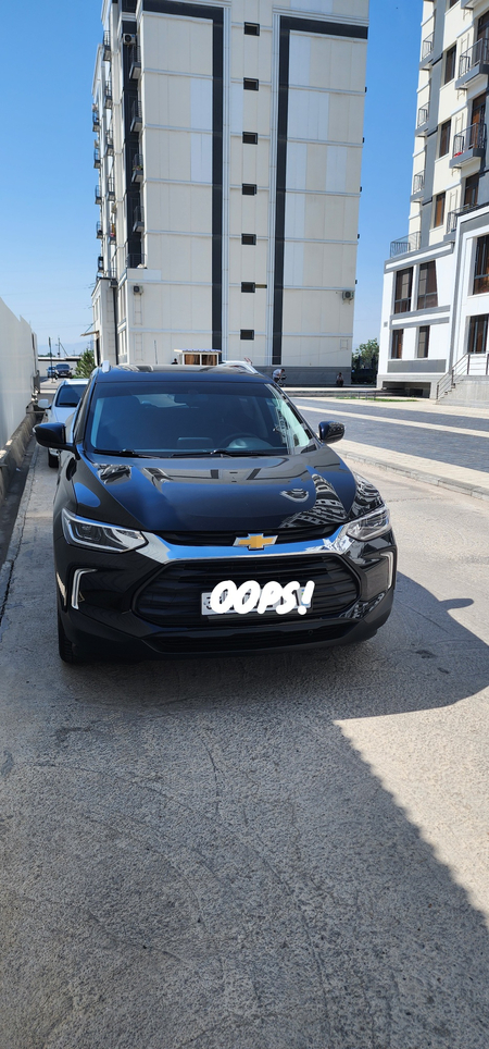 Moshina sotiladi 2021yil probeg 21000 xitoy zborka
