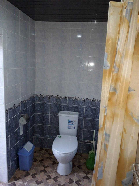 Чарвак, Продаётся дача 5 соток,4 комнаты.