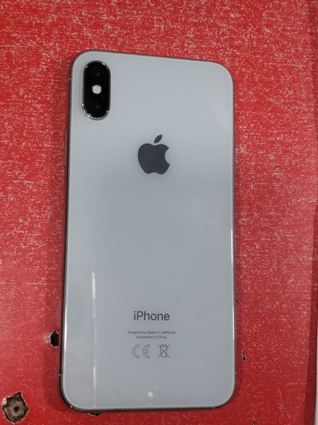 Telfon iPhone sotiladi