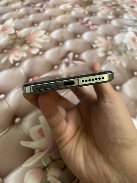 Xiaomi 14 pro 256 gb idial
