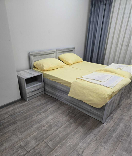 BEZ ZAGS Hostel / Hotel 150 ming