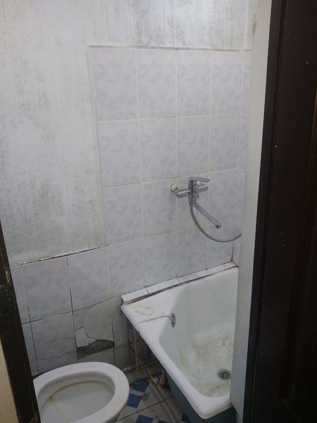 Авиагородок Бирхонали Однакомнатная кирпич 1,5х3 балкон 1*2 срочно