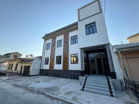 Продается здание под отель или хостел. 4.5 сот. Транспортный институт.