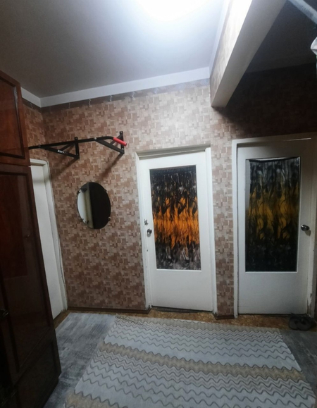 .ЭНГ АРЗОН 3хона 2чи кулай этаж 77серия 2х6 балкон разделный 70м2 $85м