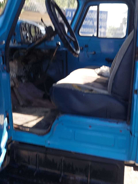 Gaz 5312 sotiladi