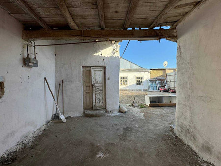 Tayyor 2.5 so’tiqli hovli sotiladi