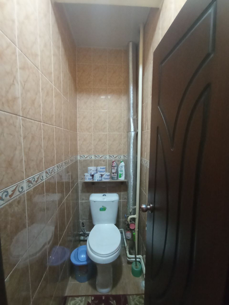 Срочно продаю 2 Комнотная квартира Шайхонтохурский район Ц 11 Жангоҳ