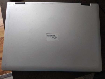 Ноутбук Fujitsu Amilo Li2727 для работ в Word и в интернете