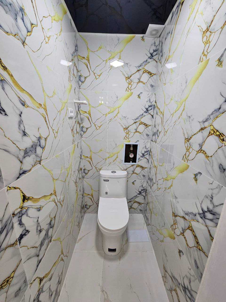 2 xonali 72m² 3-qavat uy sotiladi.