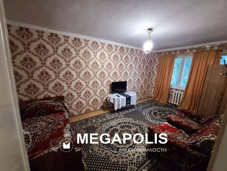 ,Продаётся 1 комнатная квартира Чилонзар 2кв