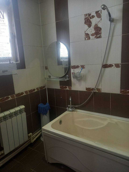 СРОЧНО !! Продается квартира в Яшнабаде 2/4/4 ( 60 кв/м ) Авиасозлар 1