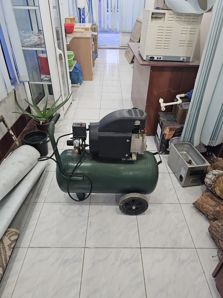 Продаётся 3 компрессора