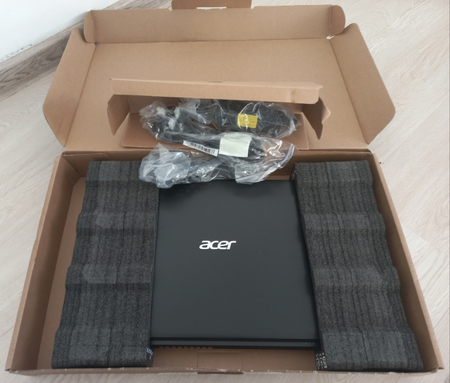Продаётся новый ноутбук Acer
