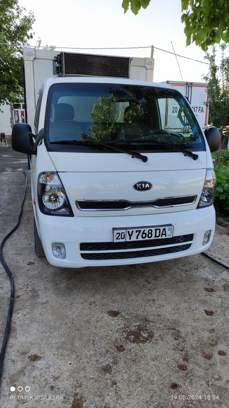 Kia bongo 3 2012
