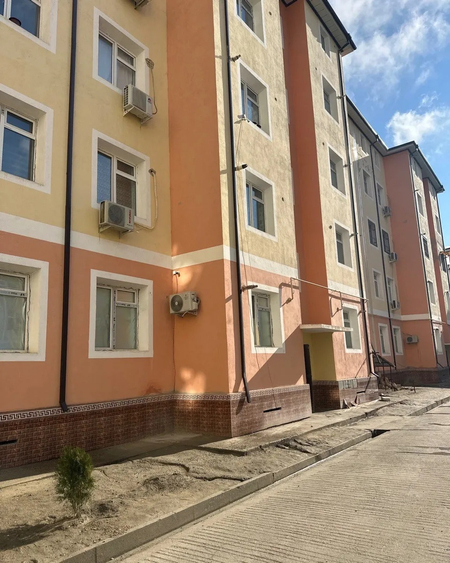 Срочно продаётся шикарная 2комнатная квартира на 2эт на Кафе Бахор
