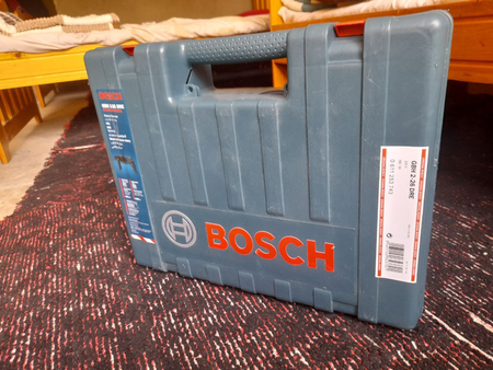 Bosch GBH 2-26 DRE  ORIGINAL .