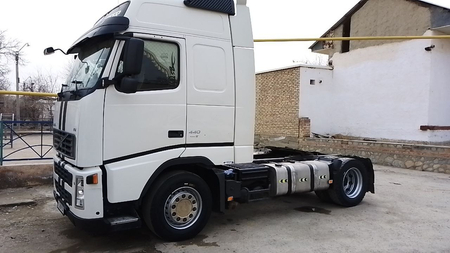 VOLVO FH EURO 5 + KOGEL прицеп Сотилади