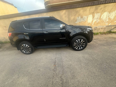 Trailblazer сотилади тоза