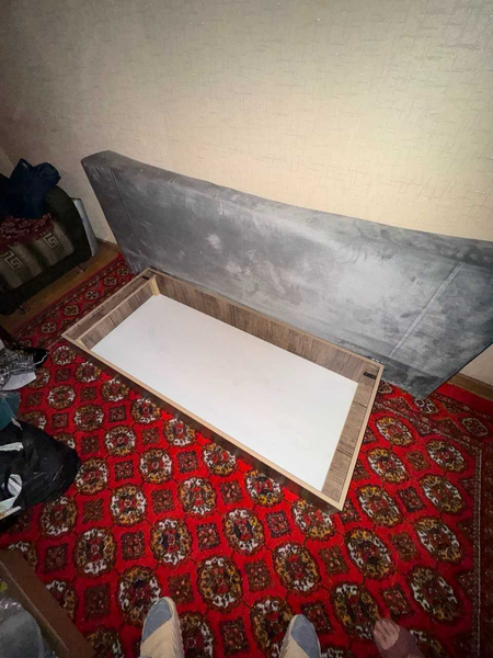 Продаю диван. 2х1.8м