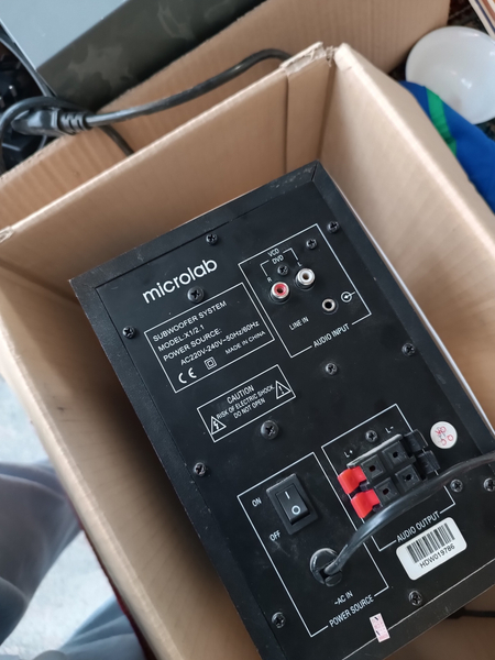 Колонка сотилади тозза енги microlab