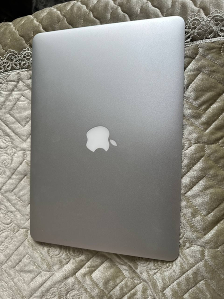 MacBook notebook