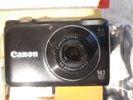 Фотоаппарат CANON Power Shot A2200 HD14,1 Mpix,память 4 Гв в коробке!