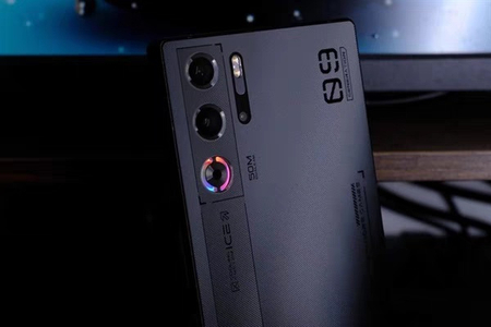 RedMagic 9 Pro+ (Super Gaming Phone)
