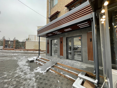 Метро Космонавты / Центр / 90м2 1-линия / МВД Корзинка