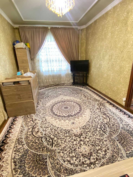 Qora-qamish 1/3 da 1 honalik 2 xona qilingan