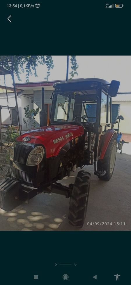 Mmini traktor YTO 504