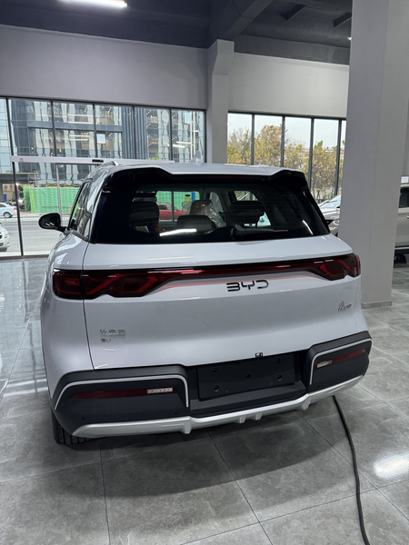 byd yuan up 3-поз