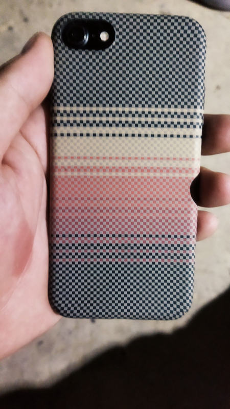 Iphone 7 srochna sotiladi