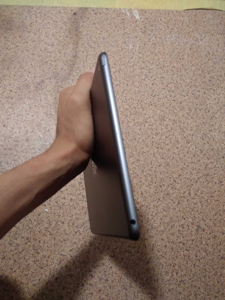 Ipad 9 alo holatda