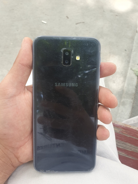 Samsung gelexsi j 6+