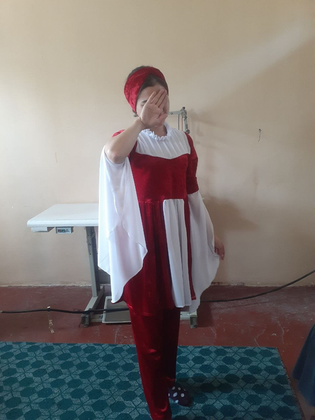Kuylaklar sotiladi qizlar uchun
