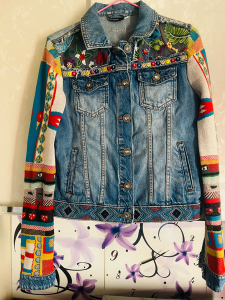 Куртка фирмы Desigual размер S-M