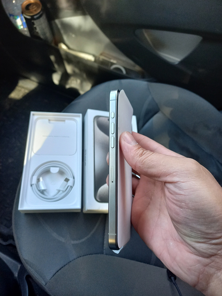 Iphone 15 pro max 256 38 skl